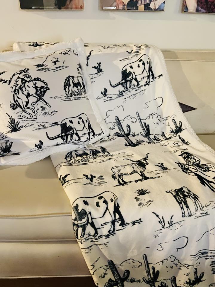 Ranch Life Western Throw Blanket *Black – Deer Creek Mercantile